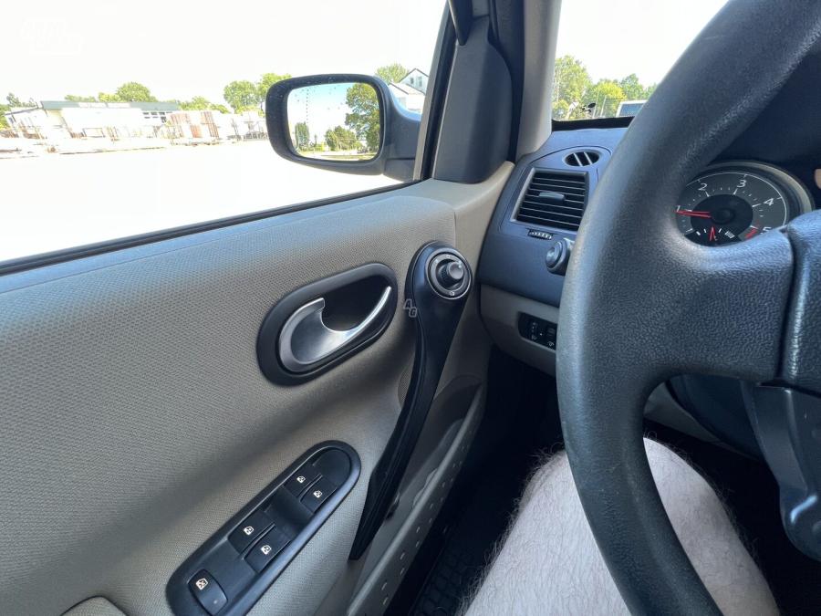 Renault Megane 2006 in Jonava, with an engine capacity of 1.50 L and mileage of 205 thousand km for 2450 €, photo 17 on AUTOMOTO.COM.LV