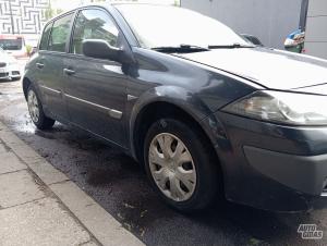 Renault Megane 2006 in Vilnius, with an engine capacity of 1.60 L and mileage of 260 thousand km for 850 €, photo 10 on AUTOMOTO.COM.LV
