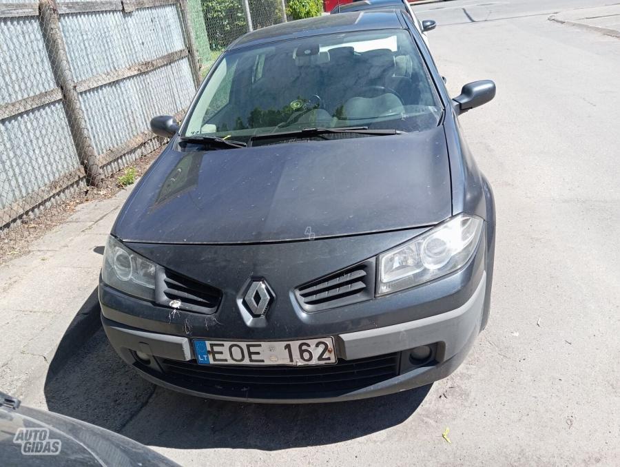 Renault Megane 2006 in Vilnius, with an engine capacity of 1.60 L and mileage of 260 thousand km for 700 €, photo 7 on AUTOMOTO.COM.LV