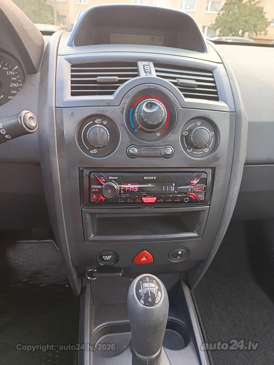 Renault Megane 2006 Tallina, ar dzinēja tilpumu 1.60 L un nobraukumu 184 tūkst. km par 1700 €, foto 11 vietnē AUTOMOTO.COM.LV