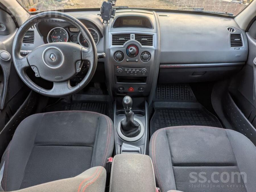 Рено Меган 2008 в Рига, объемом двигателя 1.50 л и пробегом 233 тыс. км за 2250 €, фото 7 на AUTOMOTO.COM.LV