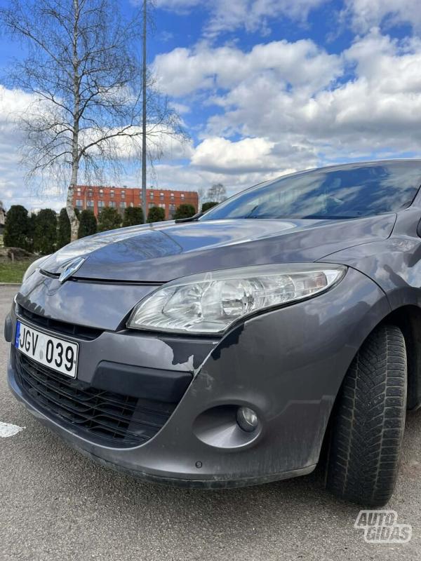 Renault Megane 2008 in Siauliai, with an engine capacity of 1.90 L and mileage of 240 thousand km for 800 €, photo 3 on AUTOMOTO.COM.LV