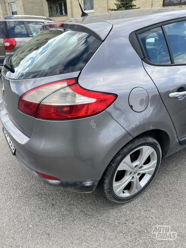 Renault Megane 2008 in Siauliai, with an engine capacity of 1.90 L and mileage of 240 thousand km for 800 €, photo 4 on AUTOMOTO.COM.LV
