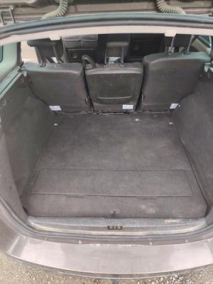 Renault Megane 2009 Tallina, ar dzinēja tilpumu 1.90 L un nobraukumu 532 tūkst. km par 1700 €, foto 9 vietnē AUTOMOTO.COM.LV