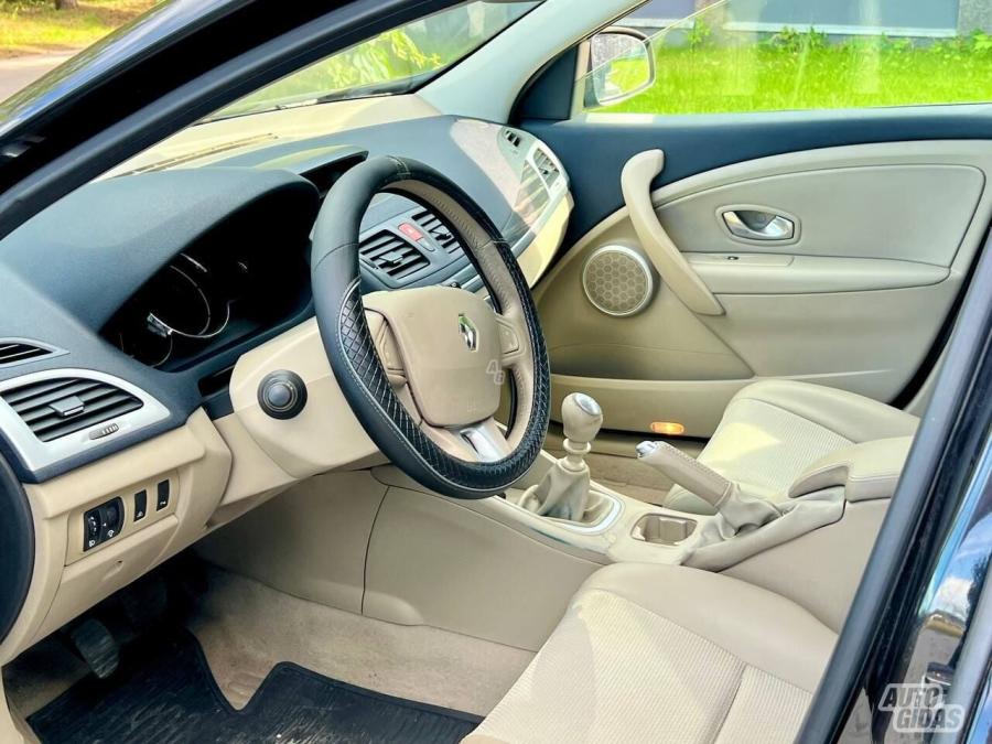 Renault Megane 2009 in Panevezys, with an engine capacity of 1.90 L and mileage of 187 thousand km for 2400 €, photo 3 on AUTOMOTO.COM.LV