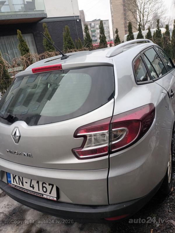 Renault Megane 2010 Rīga, ar dzinēja tilpumu 1.60 L un nobraukumu 342 tūkst. km par 2300 €, foto 6 vietnē AUTOMOTO.COM.LV
