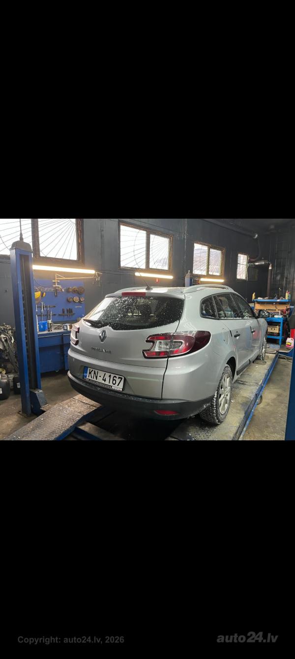 Renault Megane 2010 in Riga, with an engine capacity of 1.60 L and mileage of 342 thousand km for 2300 €, photo 11 on AUTOMOTO.COM.LV