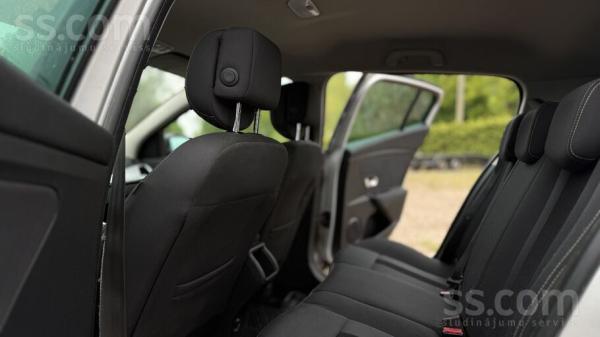 Renault Megane 2010 Jelgava, ar dzinēja tilpumu 1.50 L un nobraukumu 303 tūkst. km par 1990 €, foto 9 vietnē AUTOMOTO.COM.LV