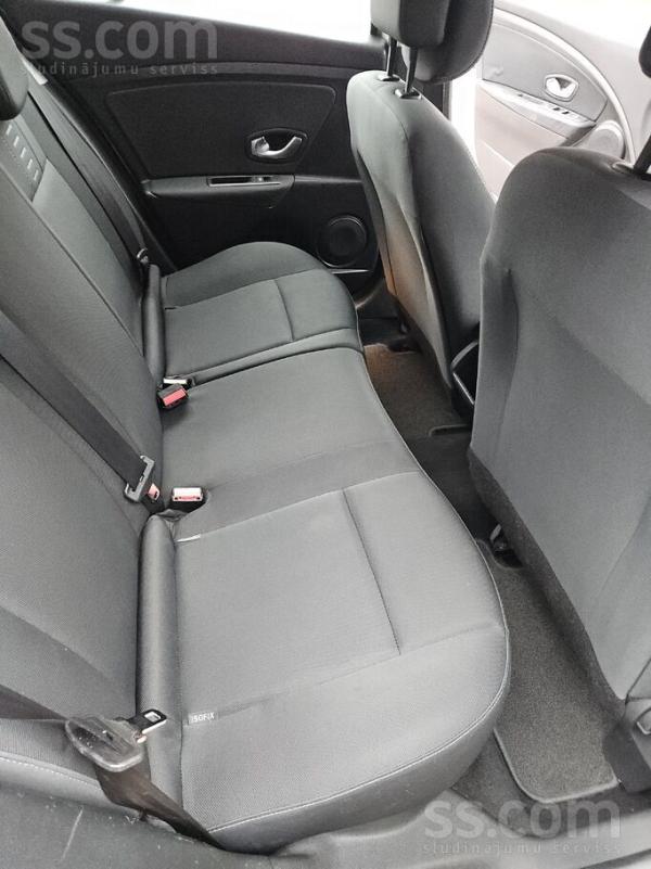 Renault Megane 2011 Cēsis, ar dzinēja tilpumu 2.00 L un nobraukumu 341 tūkst. km par 2900 €, foto 10 vietnē AUTOMOTO.COM.LV