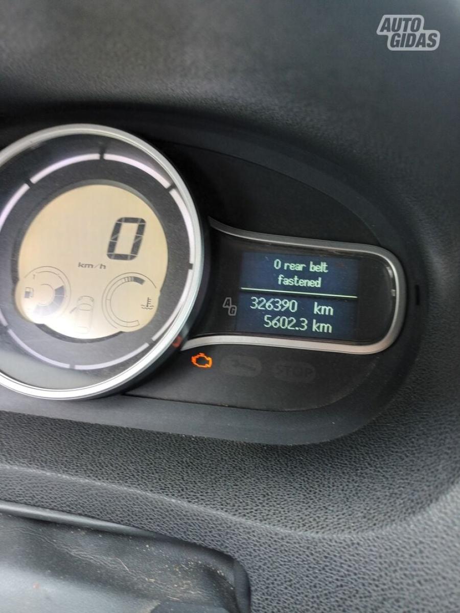 Renault Megane 2011 in Druskininkai, with an engine capacity of 1.60 L and mileage of 324 thousand km for 1650 €, photo 4 on AUTOMOTO.COM.LV