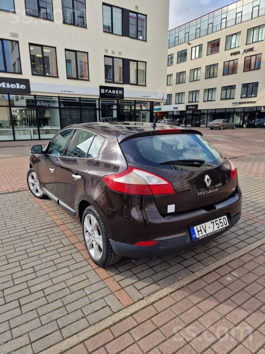 Renault Megane 2012 in Riga, with an engine capacity of 1.50 L and mileage of 287 thousand km for 3500 €, photo 3 on AUTOMOTO.COM.LV