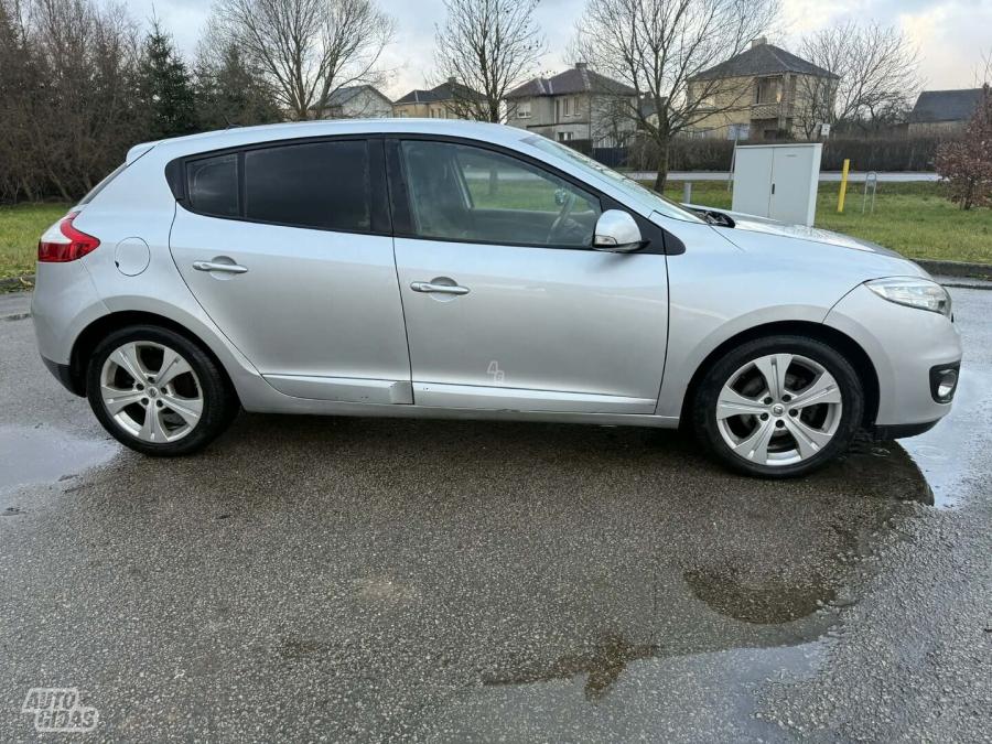 Renault Megane 2012 in Radviliskis, with an engine capacity of 1.50 L and mileage of 197 thousand km for 2500 €, photo 2 on AUTOMOTO.COM.LV