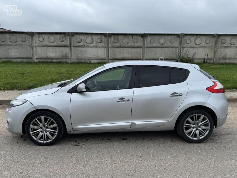 Renault Megane 2012 Panevēža, ar dzinēja tilpumu 1.50 L un nobraukumu 261 tūkst. km par 1250 €, foto 4 vietnē AUTOMOTO.COM.LV