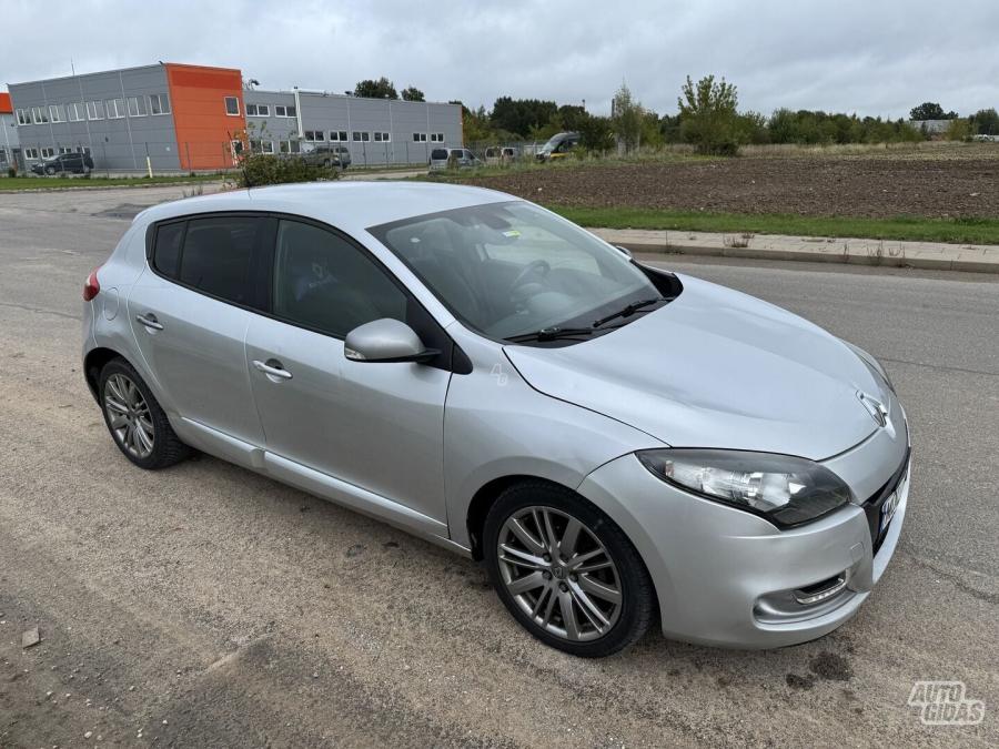 Renault Megane 2012 Panevēža, ar dzinēja tilpumu 1.50 L un nobraukumu 261 tūkst. km par 1250 €, foto 9 vietnē AUTOMOTO.COM.LV