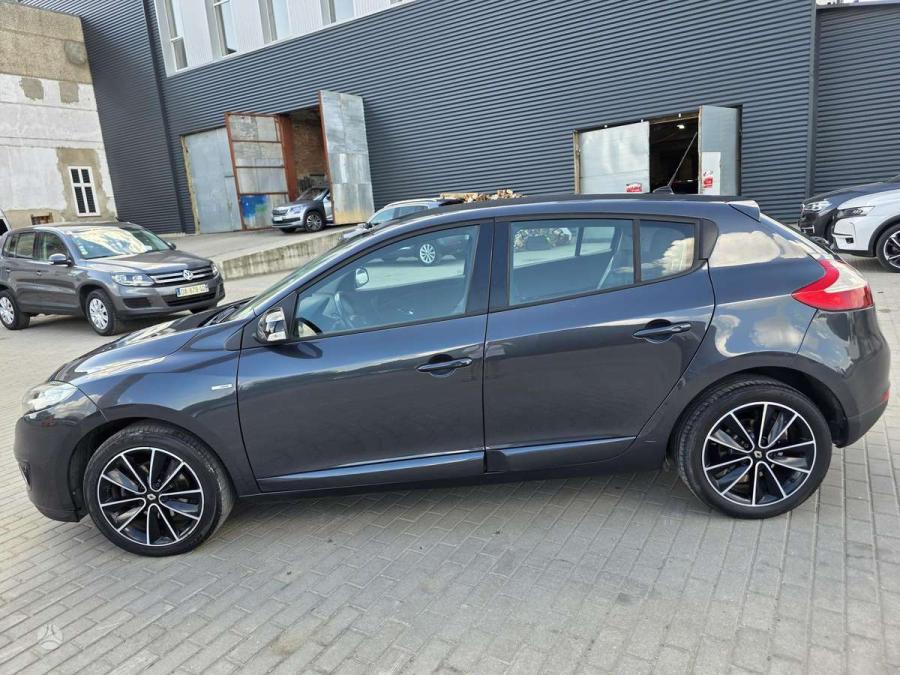 Renault Megane 2013 Tauragė, ar dzinēja tilpumu 1.46 L un nobraukumu 250 tūkst. km par 3500 €, foto 10 vietnē AUTOMOTO.COM.LV