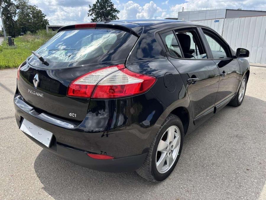Renault Megane 2014 Tauragė, ar dzinēja tilpumu 1.46 L un nobraukumu 268 tūkst. km par 3950 €, foto 7 vietnē AUTOMOTO.COM.LV