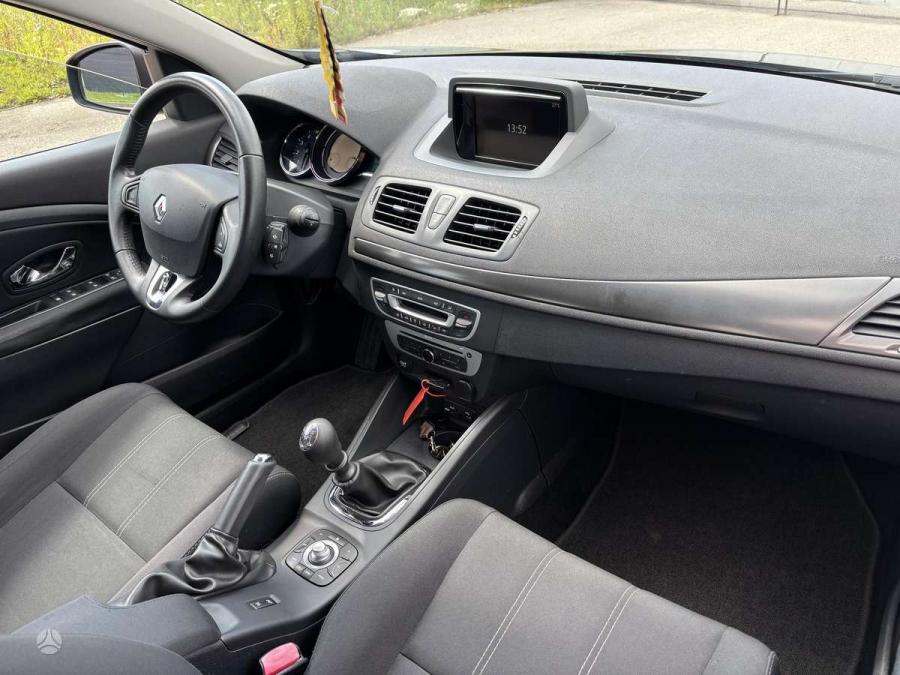 Renault Megane 2014 Tauragė, ar dzinēja tilpumu 1.46 L un nobraukumu 268 tūkst. km par 3950 €, foto 12 vietnē AUTOMOTO.COM.LV