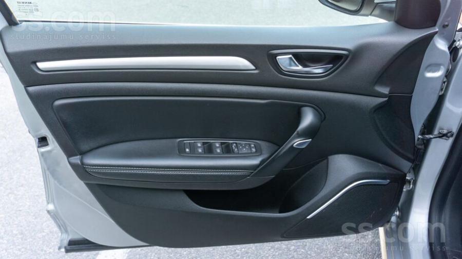 Renault Megane 2018 Rīga, ar dzinēja tilpumu 1.50 L un nobraukumu 188 tūkst. km par 8590 €, foto 24 vietnē AUTOMOTO.COM.LV
