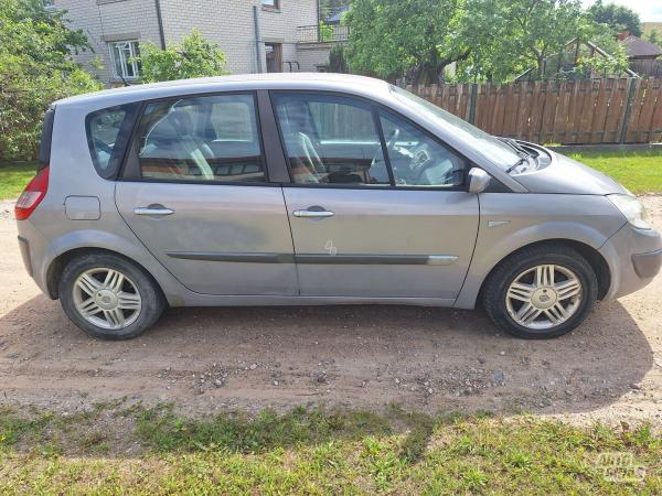 Рено Меган 2003 в Укмерге, объемом двигателя 1.90 л и пробегом 299 тыс. км за 220 €, фото 4 на AUTOMOTO.COM.LV
