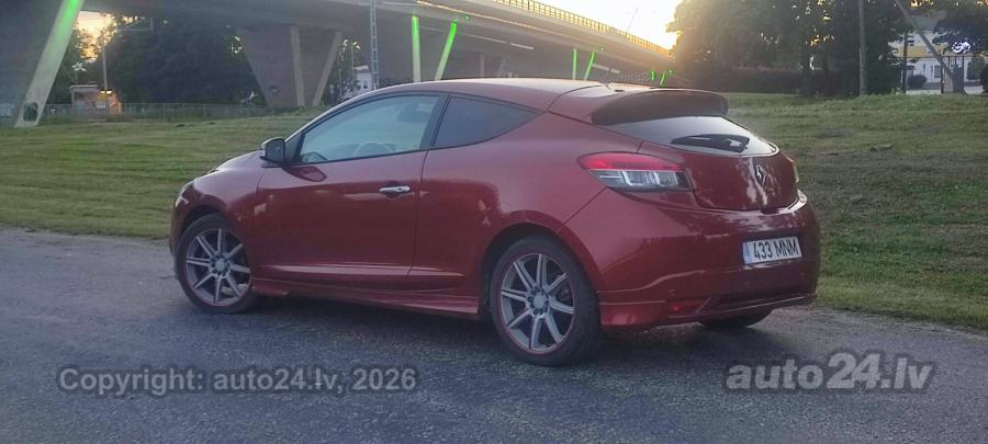 Oranžs Renault Megane 2009 Jehvi, ar dzinēja tilpumu 1.50 L un nobraukumu 188 tūkst. km par 3300 €, foto 4 vietnē AUTOMOTO.COM.LV