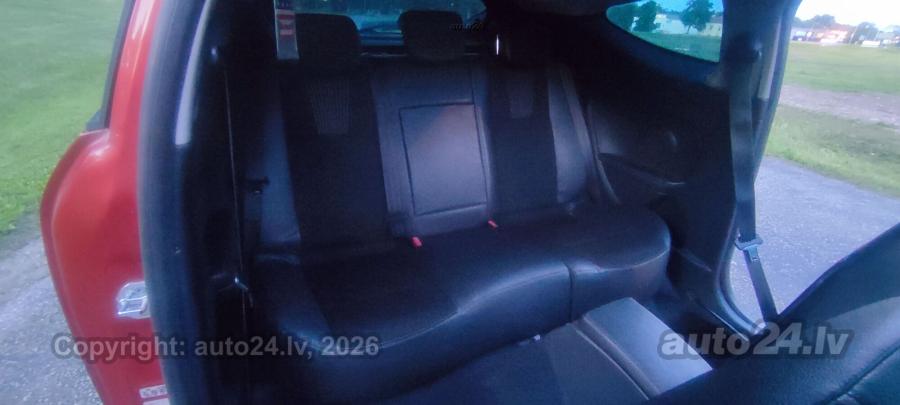 Oranžs Renault Megane 2009 Jehvi, ar dzinēja tilpumu 1.50 L un nobraukumu 188 tūkst. km par 3300 €, foto 15 vietnē AUTOMOTO.COM.LV