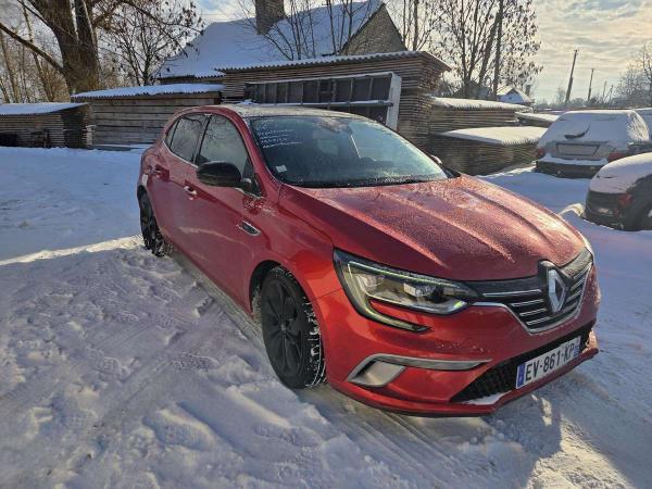 Orange Renault Megane 2018 in Taurage, with an engine capacity of 1.20 L and mileage of 155 thousand km for 6200 €, photo 1 on AUTOMOTO.COM.LV