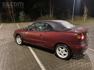 Red Renault Megane 1998 in Riga, with an engine capacity of 1.60 L and mileage of 193 thousand km for 1450 €, photo 4 on AUTOMOTO.COM.LV