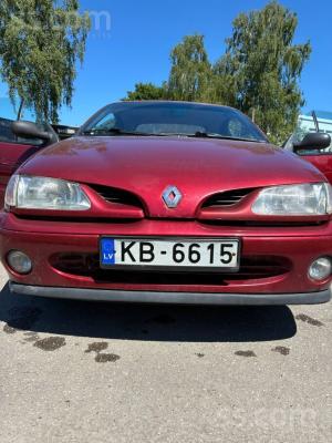 Red Renault Megane 1998 in Riga, with an engine capacity of 1.60 L and mileage of 198 thousand km for 1500 €, photo 5 on AUTOMOTO.COM.LV