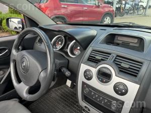 Red Renault Megane 2005 in Talsi, with an engine capacity of 1.90 L and mileage of 243 thousand km for 2390 €, photo 11 on AUTOMOTO.COM.LV