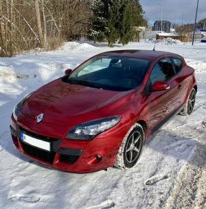 Red Renault Megane 2009 in Vilnius, with an engine capacity of 1.60 L and mileage of 131 thousand km for 2490 €, photo 8 on AUTOMOTO.COM.LV