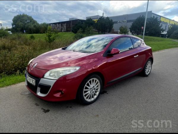 Red Renault Megane 2010 in Ogre, with an engine capacity of 1.50 L and mileage of 216 thousand km for 1950 €, photo 1 on AUTOMOTO.COM.LV