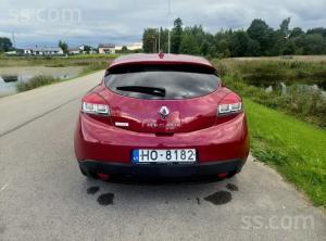 Red Renault Megane 2010 in Ogre, with an engine capacity of 1.50 L and mileage of 216 thousand km for 1950 €, photo 7 on AUTOMOTO.COM.LV