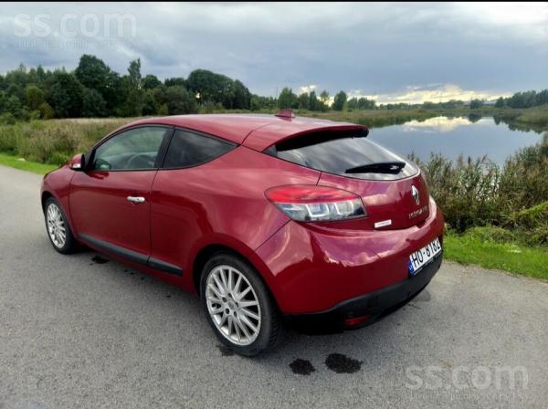 Sarkans Renault Megane 2010 Ogre, ar dzinēja tilpumu 1.50 L un nobraukumu 216 tūkst. km par 1950 €, foto 6 vietnē AUTOMOTO.COM.LV