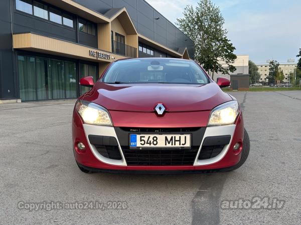 Red Renault Megane 2012 in Tallinn, with an engine capacity of 1.60 L and mileage of 192 thousand km for 4400 €, photo 2 on AUTOMOTO.COM.LV