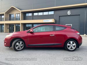 Red Renault Megane 2012 in Tallinn, with an engine capacity of 1.60 L and mileage of 192 thousand km for 4400 €, photo 5 on AUTOMOTO.COM.LV