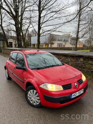 Red Renault Megane 2005 in Riga, with an engine capacity of 1.40 L and mileage of 283 thousand km for 1100 €, photo  on AUTOMOTO.COM.LV