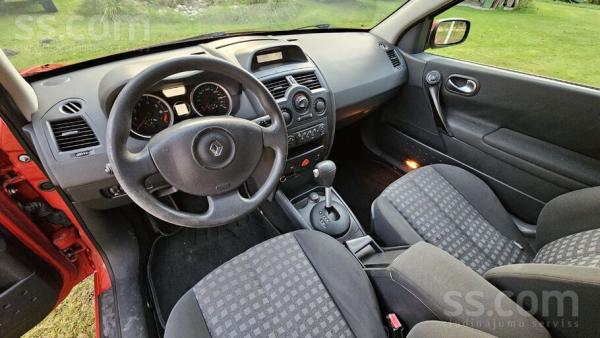 Sarkans Renault Megane 2007 Talsi, ar dzinēja tilpumu 1.60 L un nobraukumu 227 tūkst. km par 1000 €, foto 6 vietnē AUTOMOTO.COM.LV