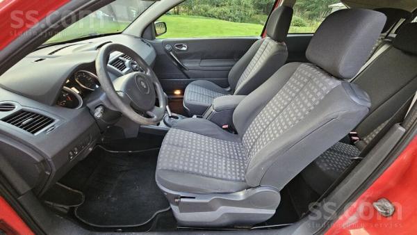 Sarkans Renault Megane 2007 Talsi, ar dzinēja tilpumu 1.60 L un nobraukumu 227 tūkst. km par 1000 €, foto 7 vietnē AUTOMOTO.COM.LV