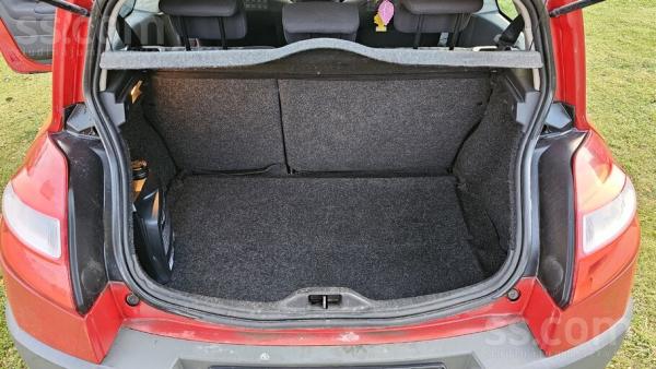 Sarkans Renault Megane 2007 Talsi, ar dzinēja tilpumu 1.60 L un nobraukumu 227 tūkst. km par 1000 €, foto 8 vietnē AUTOMOTO.COM.LV