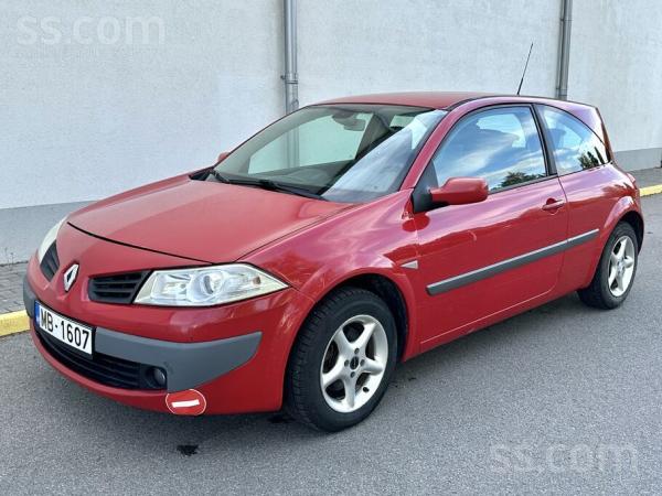 Sarkans Renault Megane 2007 Rīga, ar dzinēja tilpumu 1.60 L un nobraukumu 220 tūkst. km par 1799 €, foto 3 vietnē AUTOMOTO.COM.LV