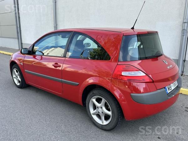 Sarkans Renault Megane 2007 Rīga, ar dzinēja tilpumu 1.60 L un nobraukumu 220 tūkst. km par 1799 €, foto 5 vietnē AUTOMOTO.COM.LV