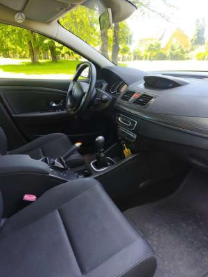 Красный Рено Меган 2010 в Клайпеда, объемом двигателя 1.60 л и пробегом 230 тыс. км за 2700 €, фото 10 на AUTOMOTO.COM.LV