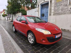 Red Renault Megane 2010 in Klaipeda, with an engine capacity of 1.60 L and mileage of 230 thousand km for 2400 €, photo 6 on AUTOMOTO.COM.LV