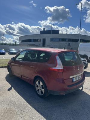 Sarkans Renault Megane 2010 Tallina, ar dzinēja tilpumu 1.90 L un nobraukumu 395 tūkst. km par 2200 €, foto 6 vietnē AUTOMOTO.COM.LV