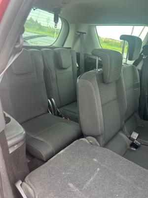 Sarkans Renault Megane 2010 Tallina, ar dzinēja tilpumu 1.90 L un nobraukumu 395 tūkst. km par 2200 €, foto 10 vietnē AUTOMOTO.COM.LV