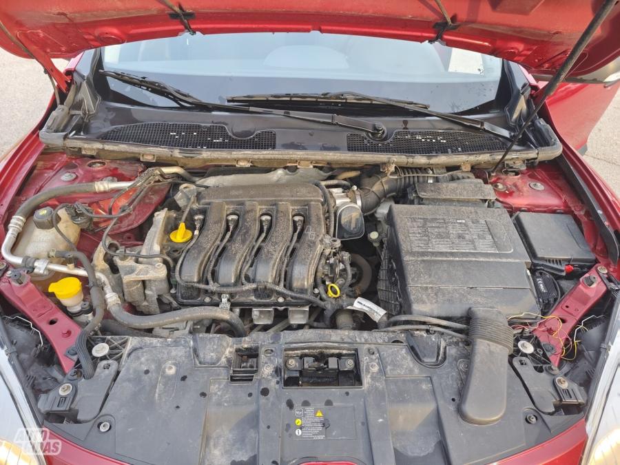 Sarkans Renault Megane 2011 Klaipėda, ar dzinēja tilpumu 1.60 L un nobraukumu 88 tūkst. km par 4050 €, foto 12 vietnē AUTOMOTO.COM.LV