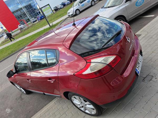 Red Renault Megane 2012 in Kaunas, with an engine capacity of 1.46 L and mileage of 189 thousand km for 4650 €, photo 11 on AUTOMOTO.COM.LV