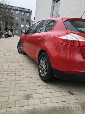 Красный Рено Меган 2012 в Прейли, объемом двигателя 1.50 л и пробегом 165 тыс. км за 930 €, фото 17 на AUTOMOTO.COM.LV