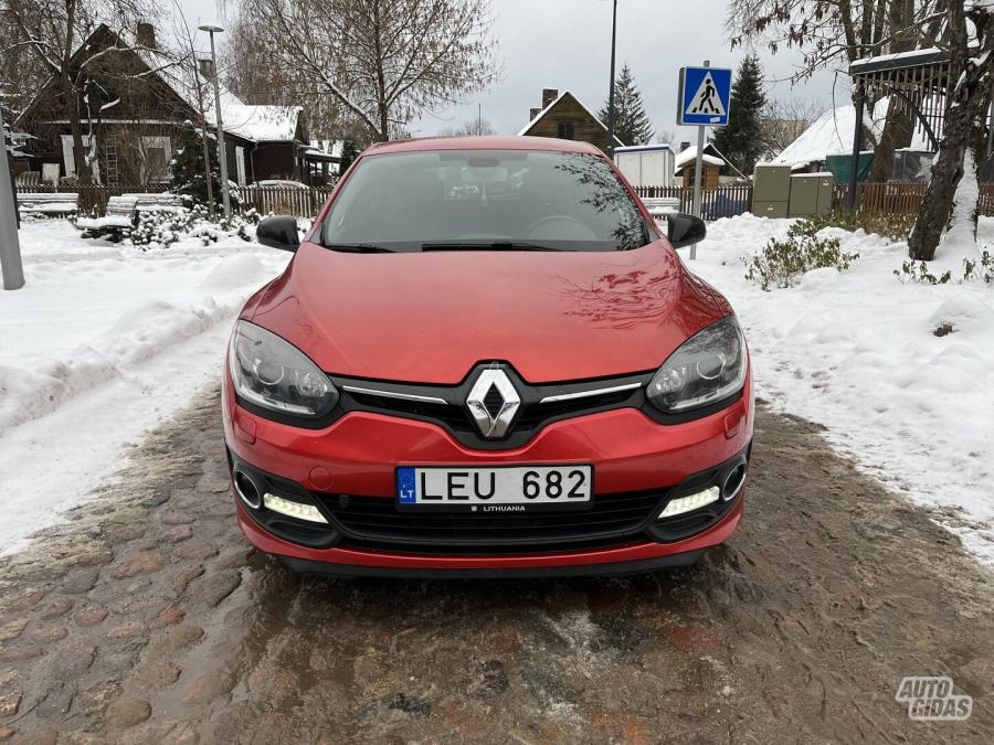 Red Renault Megane 2015 in Vilnius, with an engine capacity of 1.50 L and mileage of 170 thousand km for 4600 €, photo 2 on AUTOMOTO.COM.LV