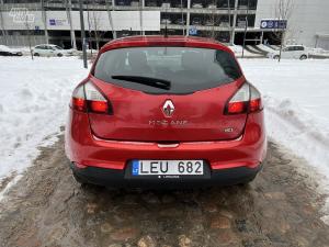 Red Renault Megane 2015 in Vilnius, with an engine capacity of 1.50 L and mileage of 170 thousand km for 4600 €, photo 4 on AUTOMOTO.COM.LV
